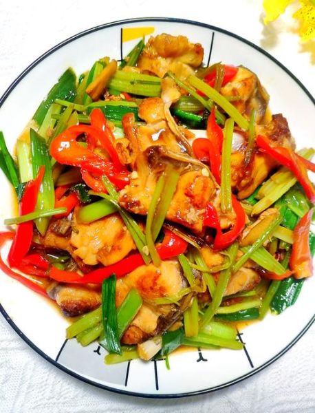 鱼块油炸后怎么做好吃_油炸鱼块怎么做更入味-第1张图片-山城妙识 鱼块油炸后怎么做好吃_油炸鱼块怎么做更入味-第1张图片-山城妙识