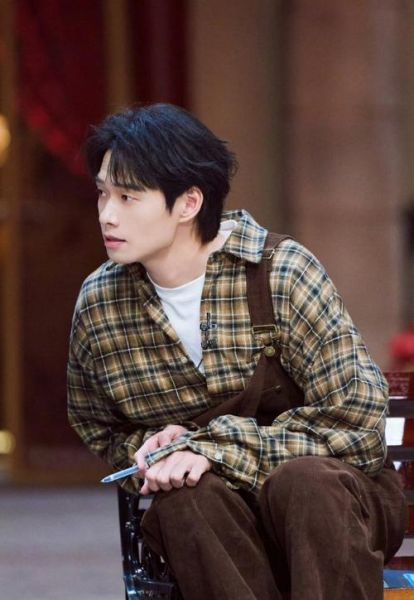 魏大勋在辣椒与泡菜中演什么角色_魏大勋演技如何-第2张图片-山城妙识