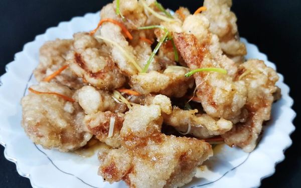 锅包肉怎么挂糊更酥脆_锅包肉挂糊比例是多少-第3张图片-山城妙识