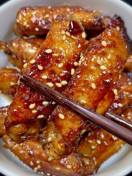 鸡翅怎么做好吃_家常鸡翅做法大全视频-第3张图片-山城妙识