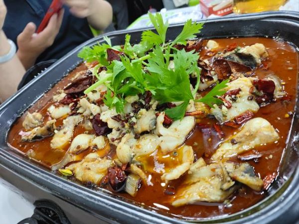 麻辣鱼用什么鱼做好吃_哪种鱼肉最适合做麻辣鱼-第3张图片-山城妙识