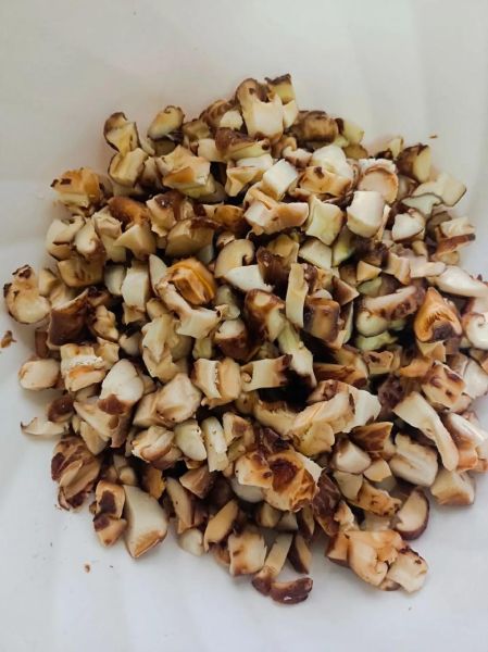 香菇牛肉辣椒酱怎么做_香菇牛肉辣椒酱保存多久-第3张图片-山城妙识