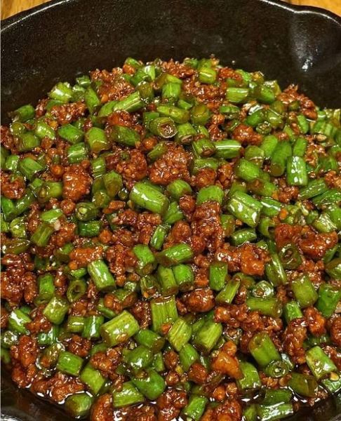 豆角炒肉怎么炒才好吃_豆角炒肉要不要焯水-第2张图片-山城妙识 豆角炒肉怎么炒才好吃_豆角炒肉要不要焯水-第2张图片-山城妙识