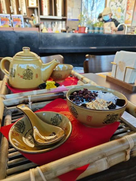 龟苓膏什么时候吃最好_晚上吃龟苓膏会胖吗-第1张图片-山城妙识 龟苓膏什么时候吃最好_晚上吃龟苓膏会胖吗-第1张图片-山城妙识