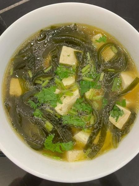 海带豆腐粉汤怎么做_海带豆腐粉汤家常做法-第1张图片-山城妙识