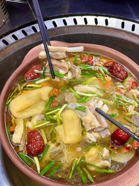 重庆羊肉汤锅的做法_重庆羊肉汤锅的配料-第1张图片-山城妙识