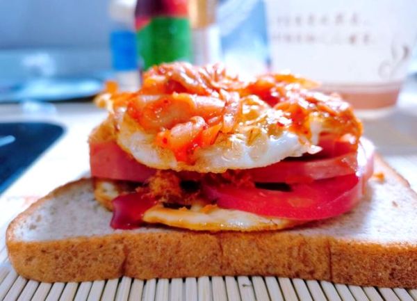 自制三明治怎么压紧_三明治压紧技巧-第3张图片-山城妙识