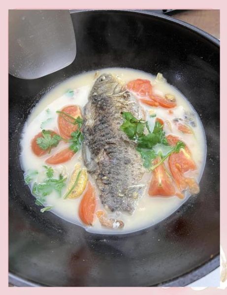 西红柿煮鱼怎么做_西红柿煮鱼简单做法-第2张图片-山城妙识