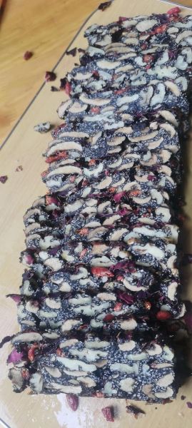 阿胶固元膏什么时候吃最好_阿胶固元膏适合什么人吃-第1张图片-山城妙识