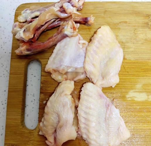 鸡翅包饭怎么去骨_鸡翅包饭去骨技巧-第2张图片-山城妙识 鸡翅包饭怎么去骨_鸡翅包饭去骨技巧-第2张图片-山城妙识