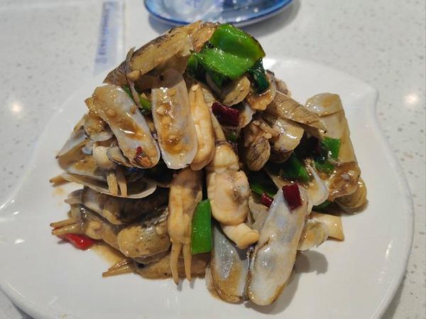 蛏子爆炒前要去内脏吗_蛏子怎么清洗才干净-第2张图片-山城妙识 蛏子爆炒前要去内脏吗_蛏子怎么清洗才干净-第2张图片-山城妙识