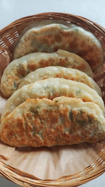 韭菜盒子怎么和面更软_韭菜盒子家常做法-第3张图片-山城妙识 韭菜盒子怎么和面更软_韭菜盒子家常做法-第3张图片-山城妙识