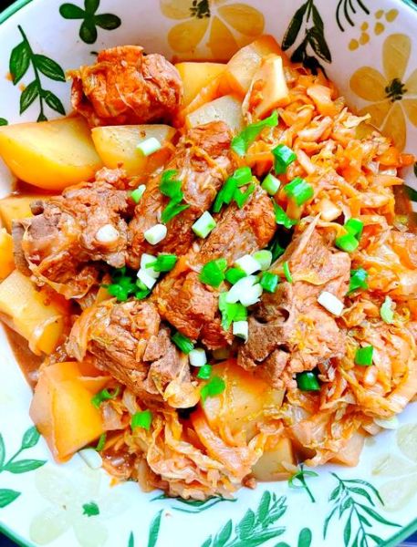 酸菜炖排骨怎么做_酸菜炖排骨的家常做法-第2张图片-山城妙识