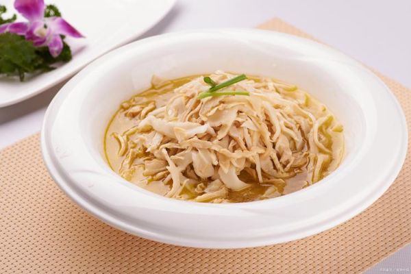 鸡茸金丝笋怎么做_鸡茸金丝笋是哪里的菜-第1张图片-山城妙识