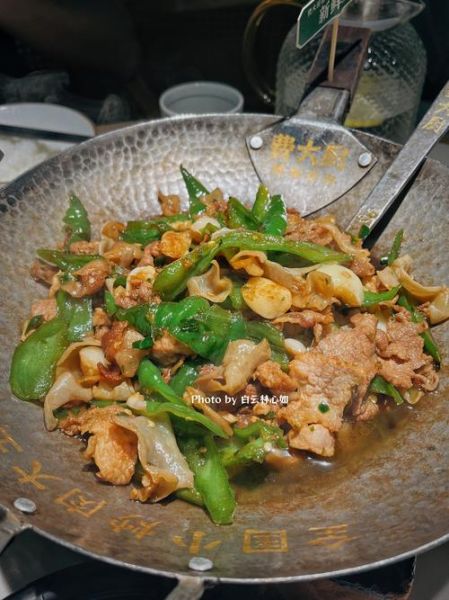 湖南费大厨辣椒炒肉好吃吗_费大厨辣椒炒肉做法-第1张图片-山城妙识