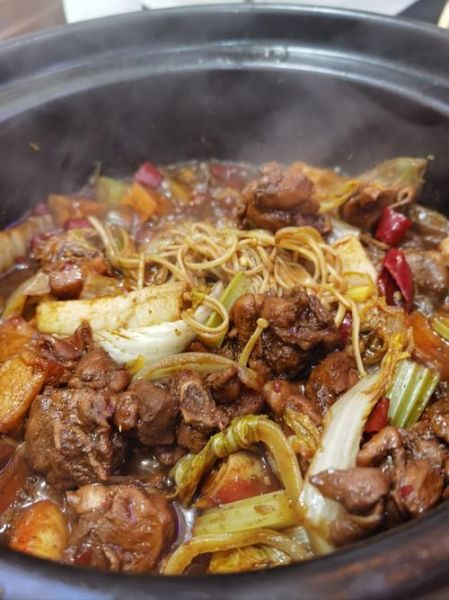 重庆鸡公煲怎么做_家常做法步骤详解-第1张图片-山城妙识