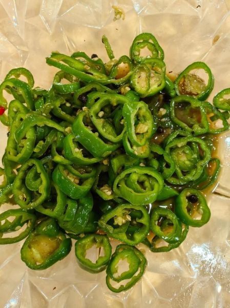 酱油辣椒圈怎么做_酱油辣椒圈能放多久-第2张图片-山城妙识