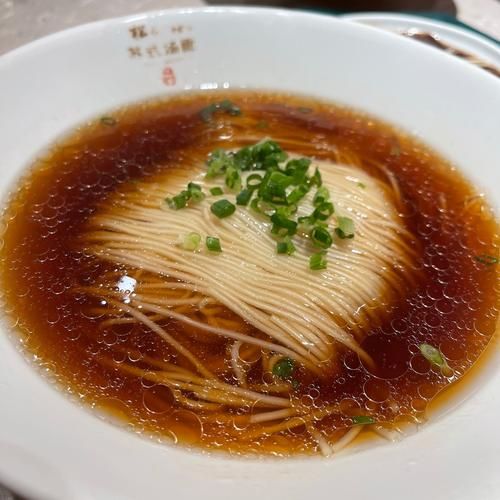 阳春面是什么面条_阳春面用什么面粉做的-第1张图片-山城妙识 阳春面是什么面条_阳春面用什么面粉做的-第1张图片-山城妙识