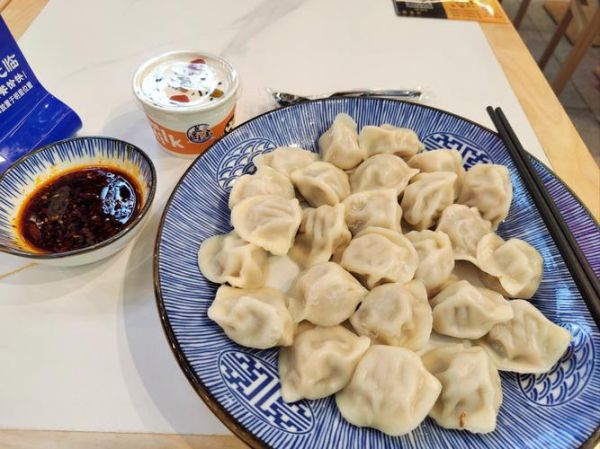 牛肉馅饺子配什么菜_牛肉饺子最佳配菜推荐-第2张图片-山城妙识