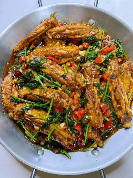 香辣鸡翅怎么做好吃_家常香辣鸡翅做法大全-第1张图片-山城妙识 香辣鸡翅怎么做好吃_家常香辣鸡翅做法大全-第1张图片-山城妙识