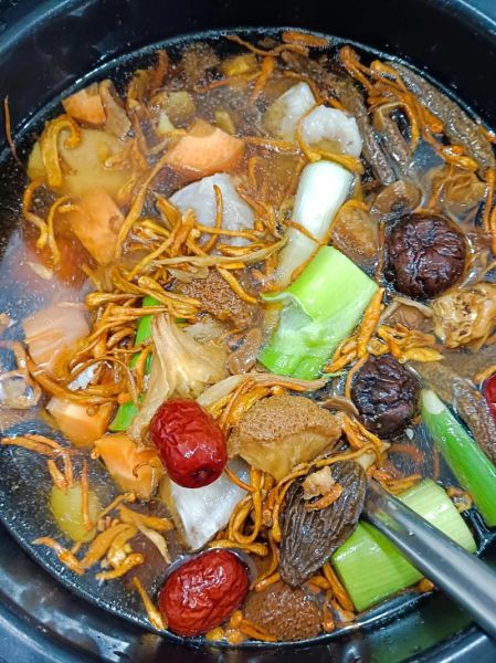 花菇煲汤的做法大全_花菇和什么一起煲汤最鲜-第2张图片-山城妙识