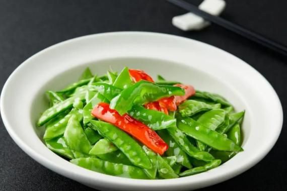 荷兰豆要不要焯水_荷兰豆焯水多久-第2张图片-山城妙识