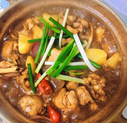 鸡腿炖土豆干怎么做_土豆干需要提前泡多久-第3张图片-山城妙识