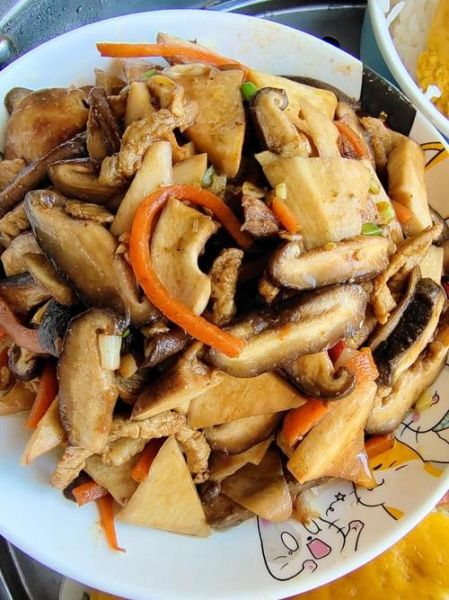 香菇烧肉怎么做_香菇烧肉的家常做法-第2张图片-山城妙识