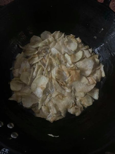贵州麻辣土豆片怎么做_贵州麻辣土豆片热量高吗-第2张图片-山城妙识