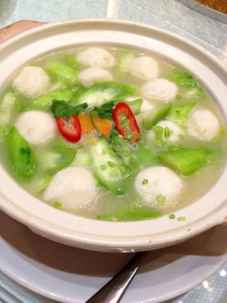 鱼丸汤放什么菜好吃_鱼丸汤配什么蔬菜最鲜-第2张图片-山城妙识 鱼丸汤放什么菜好吃_鱼丸汤配什么蔬菜最鲜-第2张图片-山城妙识