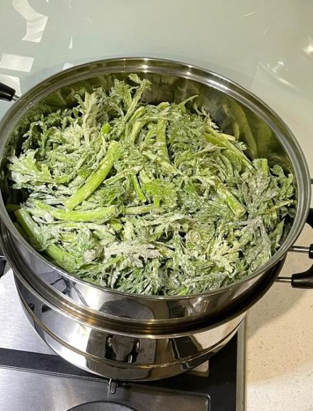 面蒸茼蒿的做法_蒸多久才熟-第1张图片-山城妙识