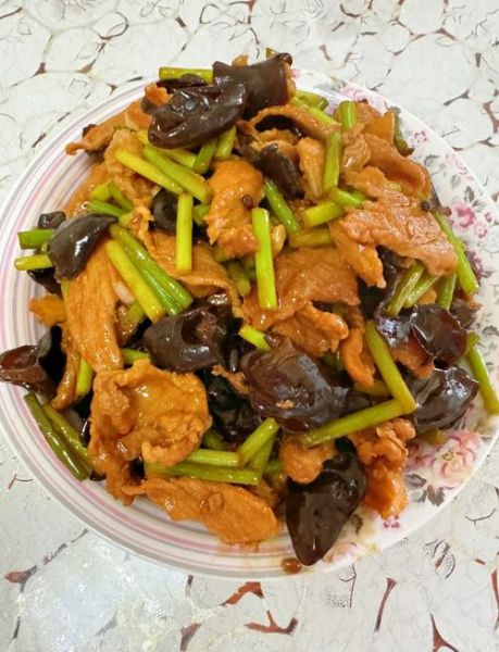 过油肉怎么做才正宗_过油肉是哪里的菜-第3张图片-山城妙识