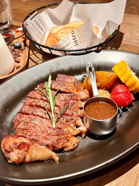 西餐摆盘技巧有哪些_如何拍出高级感的西餐照片-第1张图片-山城妙识