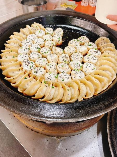 锅贴饺子怎么做_生煎锅贴饺子做法-第2张图片-山城妙识