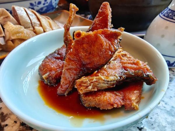 熏鱼怎么吃_熏鱼的家常做法-第1张图片-山城妙识