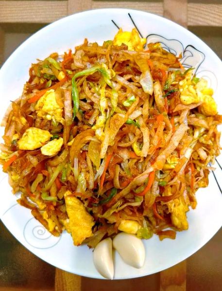 炒饼怎么做又软又好吃_家常炒饼软嫩秘诀-第1张图片-山城妙识 炒饼怎么做又软又好吃_家常炒饼软嫩秘诀-第1张图片-山城妙识