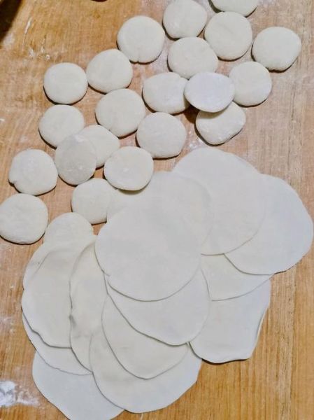 西瓜皮怎么包饺子_西瓜皮饺子馅怎么调-第2张图片-山城妙识