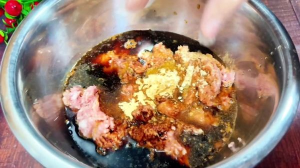 酸菜饺子馅怎么调才好吃_酸菜饺子馅的调制方法-第1张图片-山城妙识