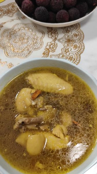 电饭煲鸡汤怎么炖好喝_电饭煲炖鸡汤的正确方法-第2张图片-山城妙识