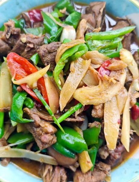 子姜鸭怎么做好吃_子姜鸭做法秘诀-第1张图片-山城妙识