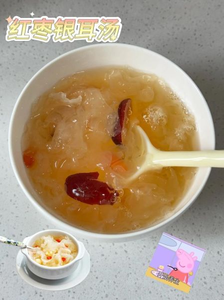 银耳红枣羹的功效与作用_银耳红枣羹怎么做才粘稠-第2张图片-山城妙识