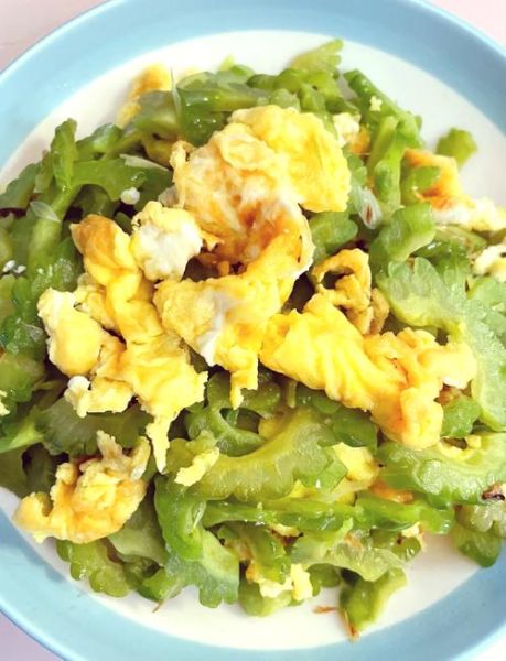 苦瓜怎么炒好吃_苦瓜炒鸡蛋的做法-第1张图片-山城妙识 苦瓜怎么炒好吃_苦瓜炒鸡蛋的做法-第1张图片-山城妙识