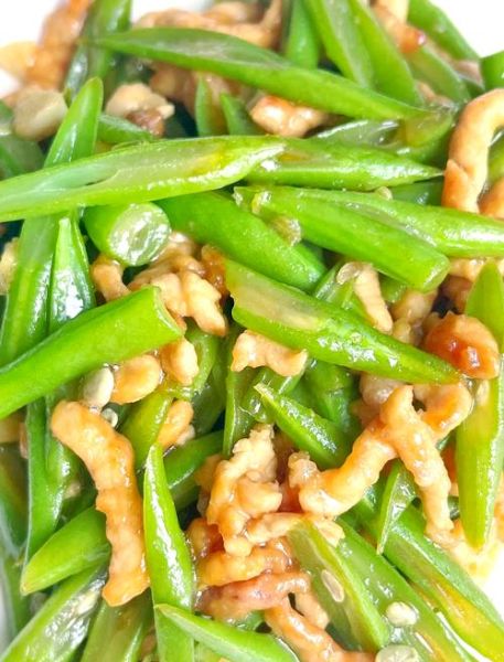 豇豆怎么做好吃_豇豆炒肉的做法视频-第1张图片-山城妙识 豇豆怎么做好吃_豇豆炒肉的做法视频-第1张图片-山城妙识