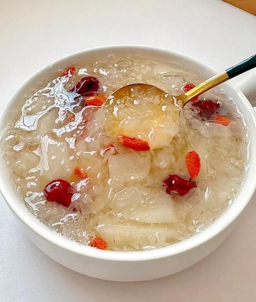 雪燕银耳的做法大全_雪燕银耳怎么炖最好吃-第1张图片-山城妙识