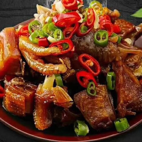 腊鸡怎么做好吃_腊鸡的家常做法大全-第2张图片-山城妙识