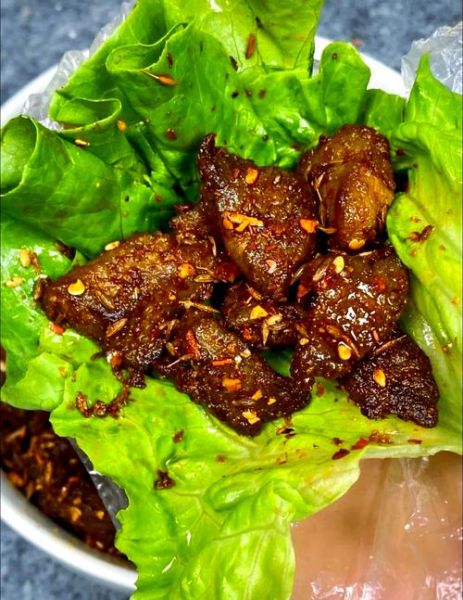 孜然羊肉粒怎么做_孜然羊肉粒腌制多久才入味-第1张图片-山城妙识