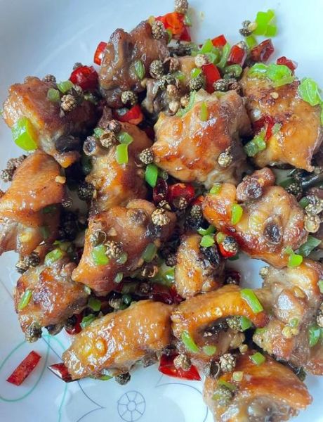 香辣炒鸡翅怎么做_家常做法步骤-第3张图片-山城妙识