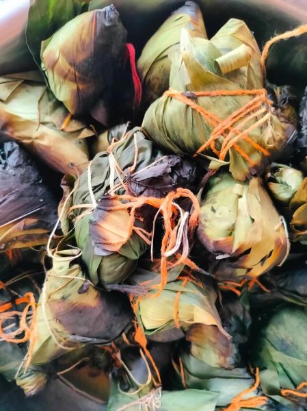 粽子叶子怎么煮不变色_粽子叶煮后发黄怎么办-第1张图片-山城妙识