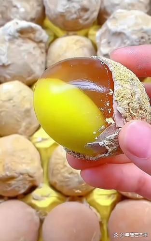 鸡蛋怎样做变蛋_变蛋制作步骤详解-第3张图片-山城妙识