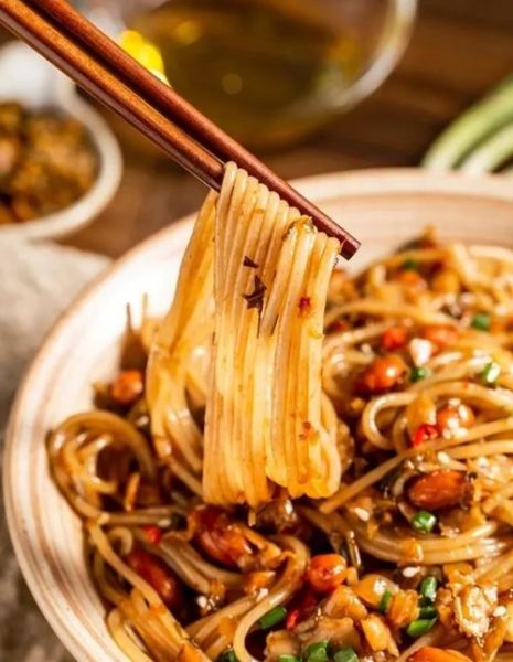 重庆酸辣粉哪家最正宗_重庆酸辣粉排队王在哪-第2张图片-山城妙识